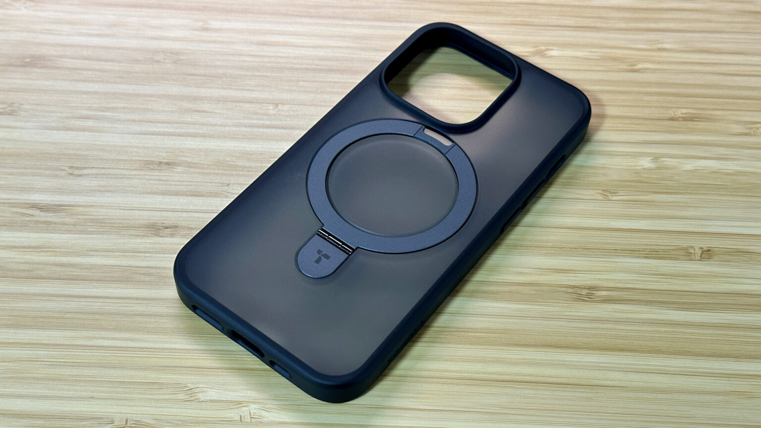 【TORRAS UPRO Ostand レビュー】これでよし！リング内蔵・MagSafe対応の全部入りiPhoneケース。 | ガジェビーム