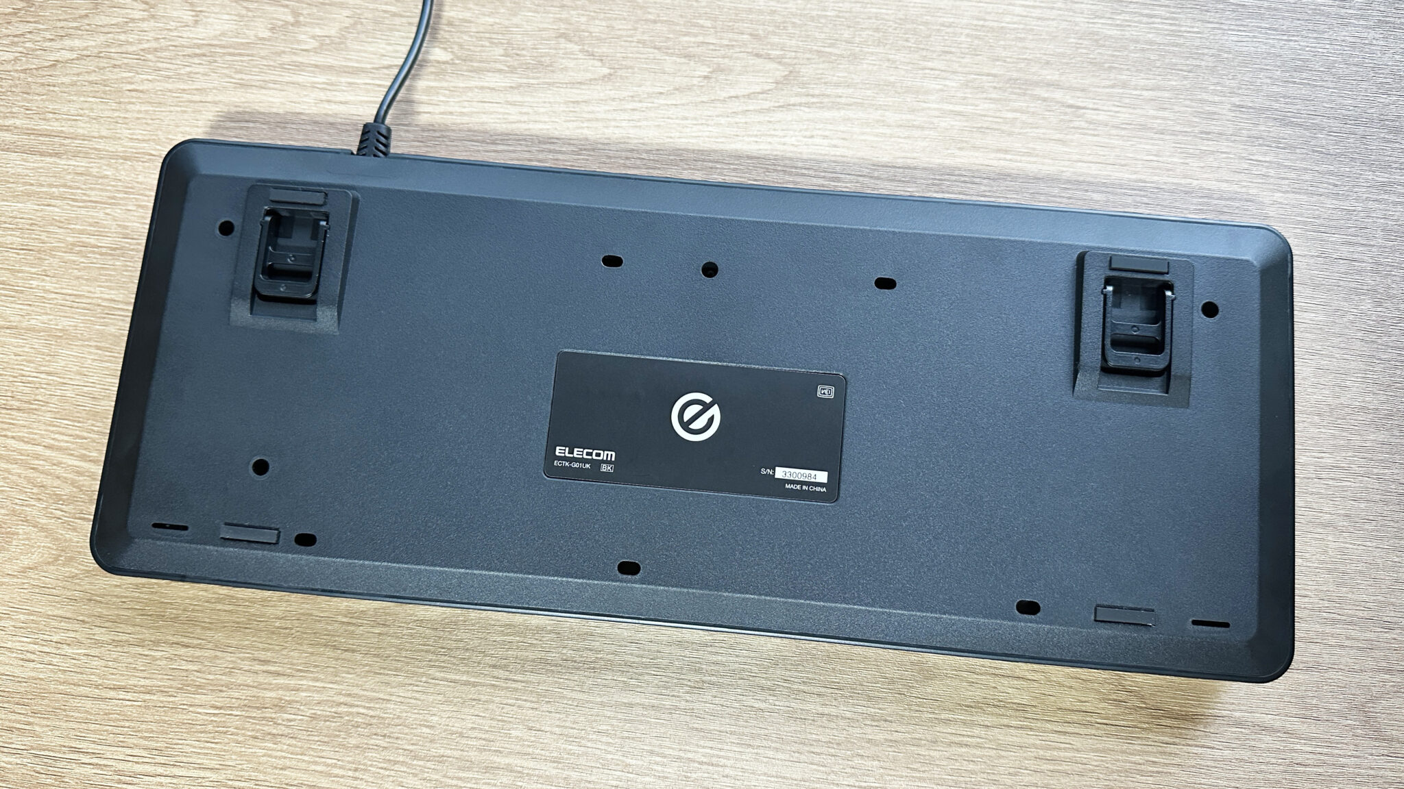 【エレコム ECTK-G01UKBK レビュー】価格破壊だ！茶軸を安く楽しめるゲーミングキーボード。 | ガジェビーム